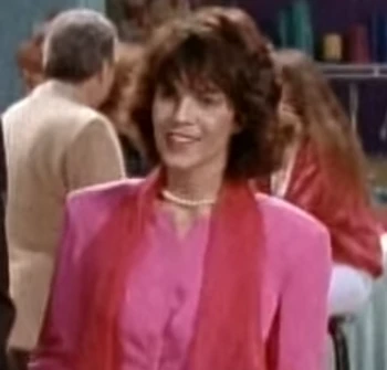 Mrs. Hart | RangerWiki | Fandom