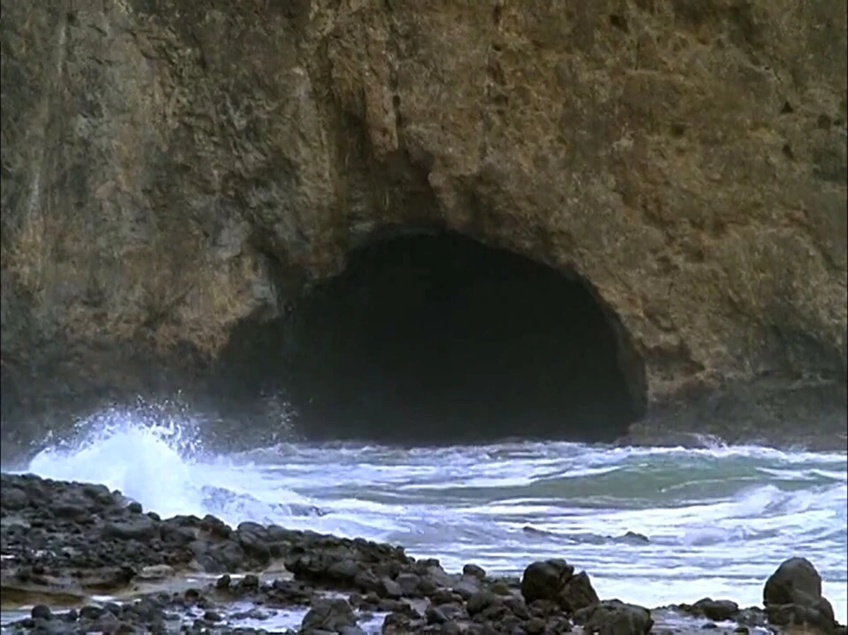 Kamdor's Cave | RangerWiki | Fandom