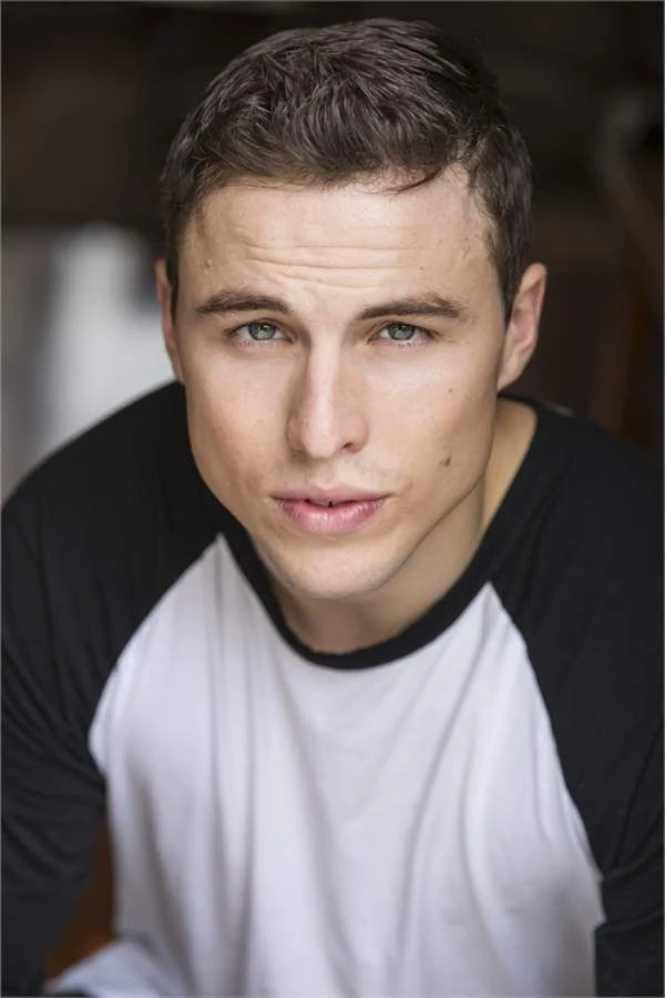 Taylor Barret | RangerWiki | Fandom