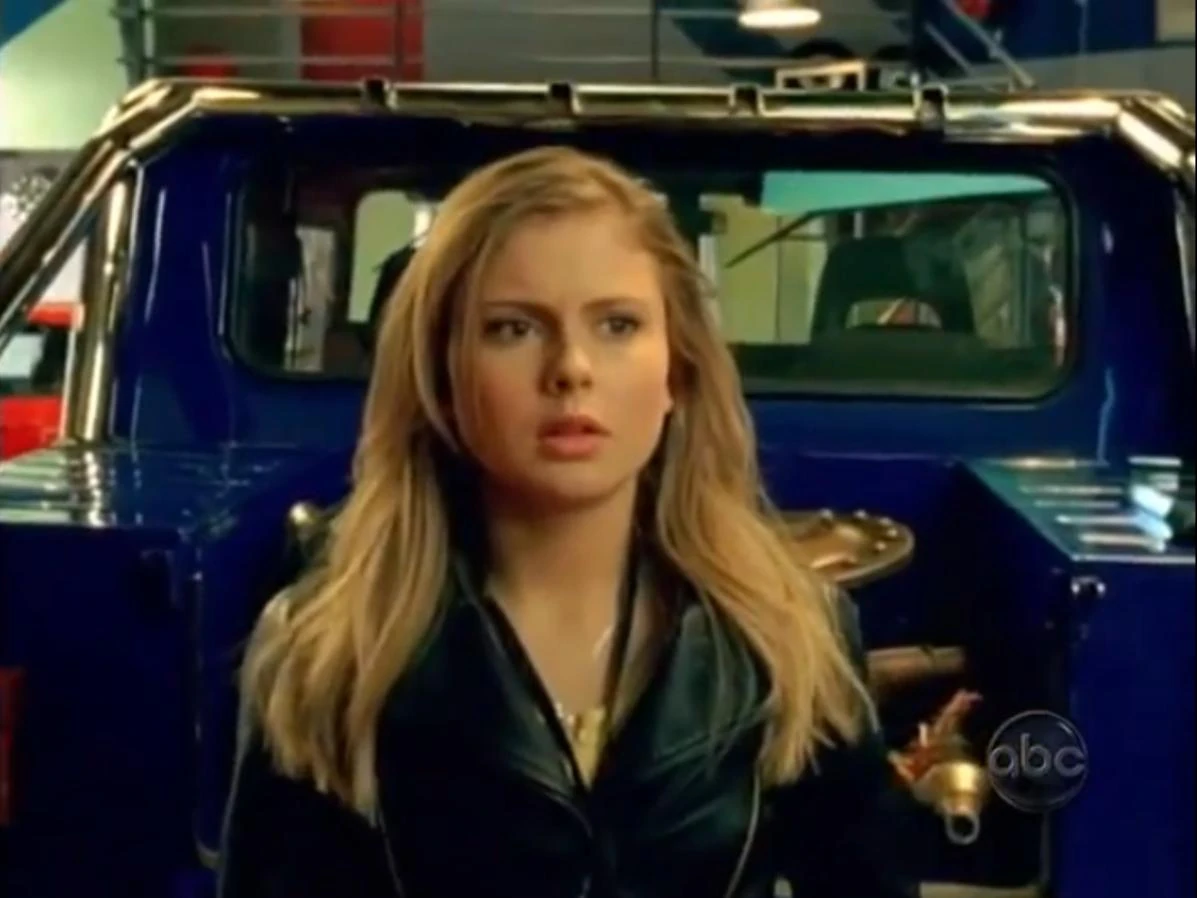 Summer Landsdown (Rose McIver) | Power Rangers Fanon Wiki | Fandom