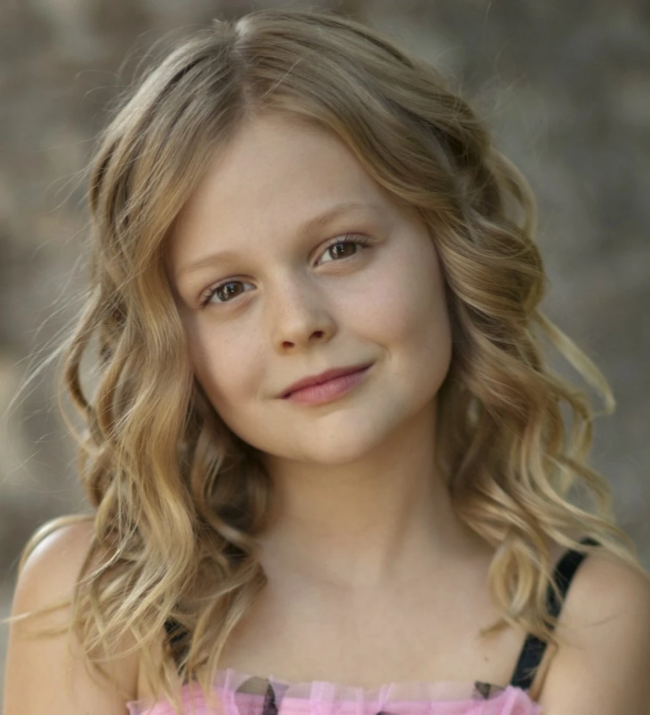 Jessica Corbett (Emily Alyn Lind) | Power Rangers Fanon Wiki | Fandom