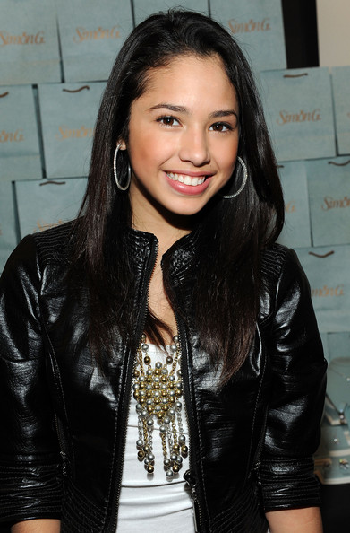 Chloe Fernando | Power Rangers Fanon Wiki | Fandom