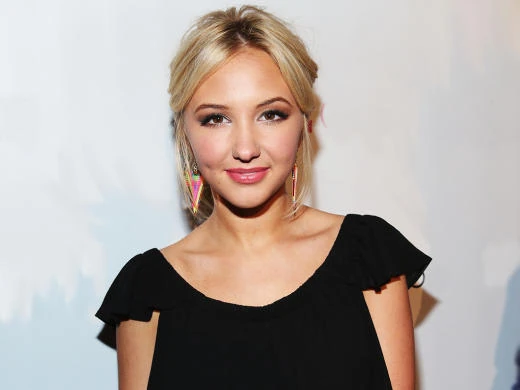 Ella Shay | Power Rangers Fanon Wiki | Fandom