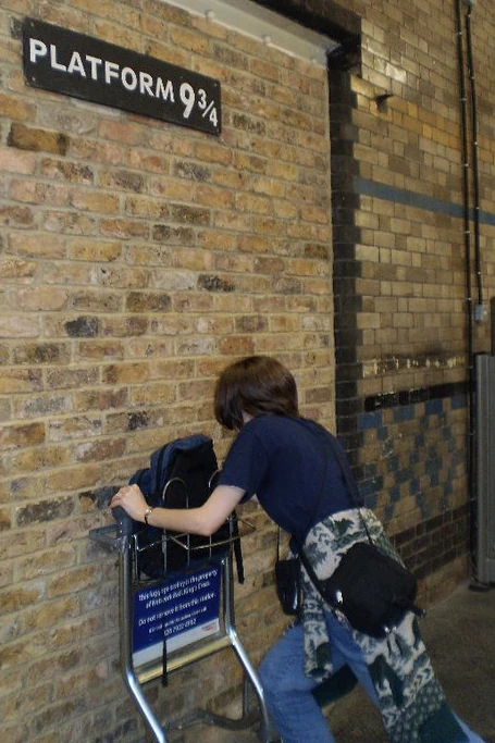 Platform 9 3/4 | PPC Wiki | Fandom