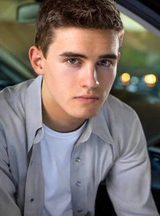 Felipe Alberti | Wiki Premonição Chronicles | Fandom