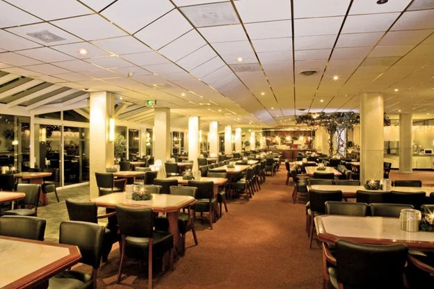 Hotelrestaurant | Preston Fans Wikia | Fandom
