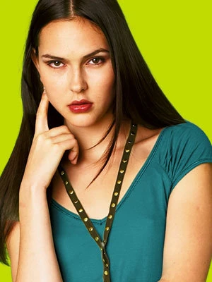 Aria Montgomery (Book Character) | Pretty Little A Wiki | Fandom