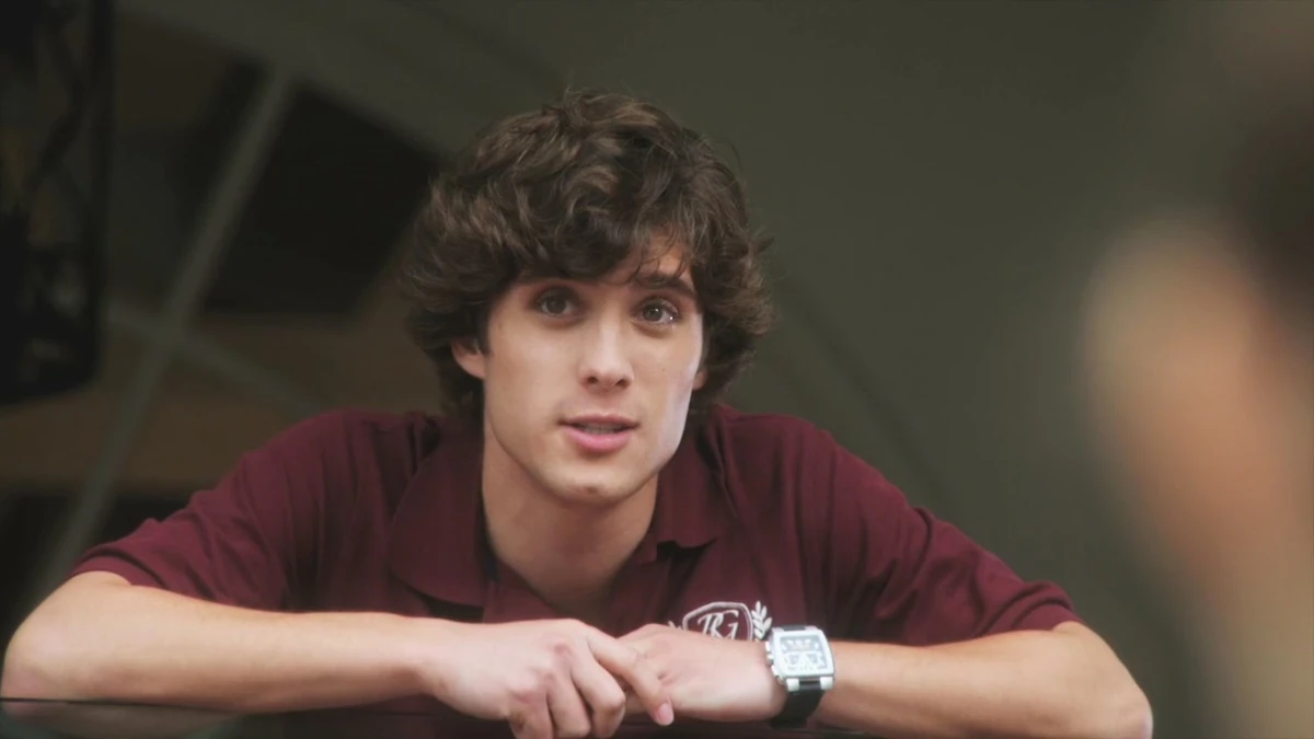 Alex Santiago | Wiki Pretty Little Liars | Fandom