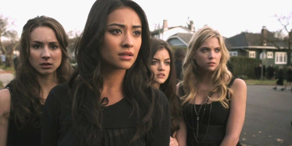 Pilot | Pretty Little Liars Wiki | Fandom