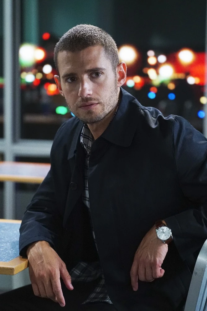 Wren Kingston | Wiki Pretty Little Liars | Fandom