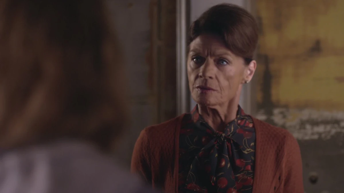 Carla Grunwald | Wiki Pretty Little Liars | Fandom