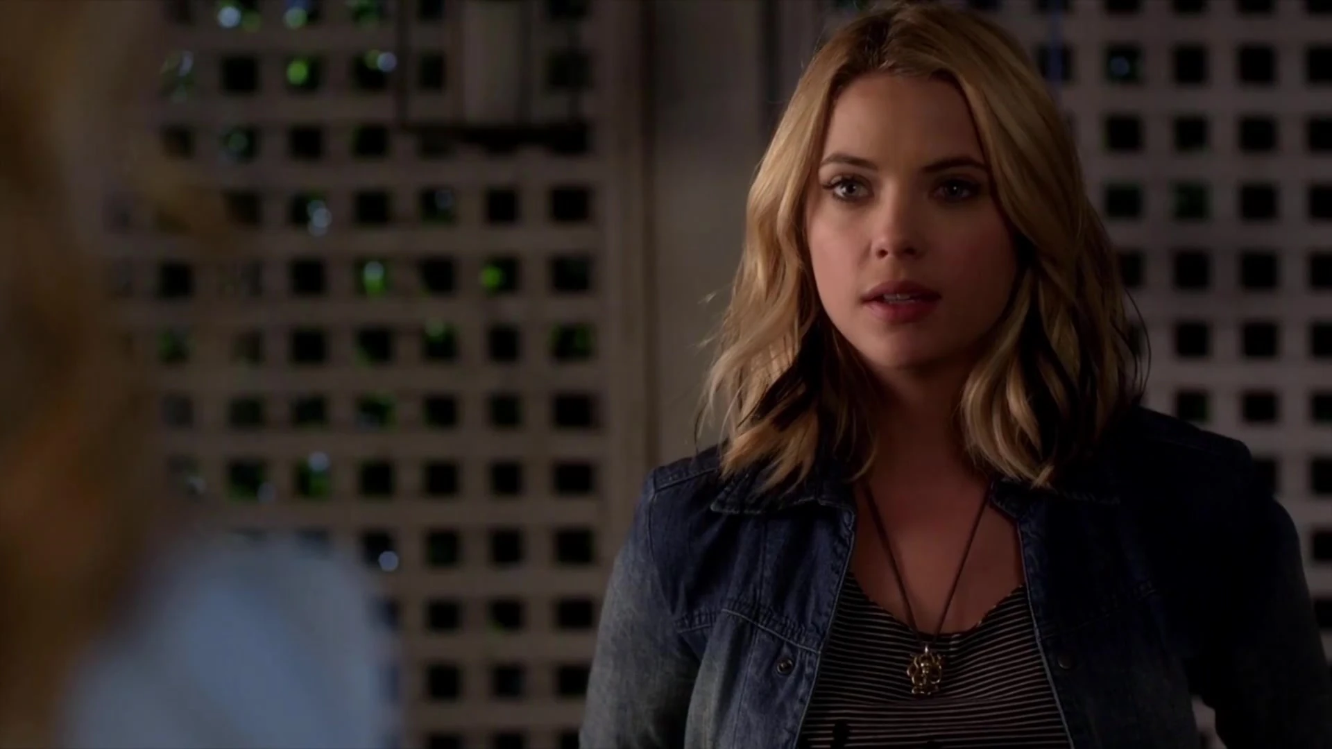 Hanna Pretty Little Liars Black Highlights