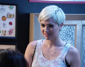 Sara Harvey | Pretty Little Liars Wiki | Fandom