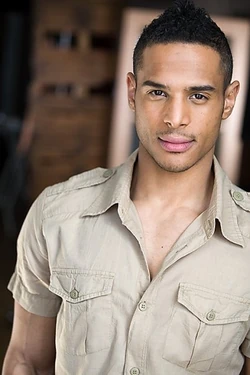 Travis Pretty Little Liars