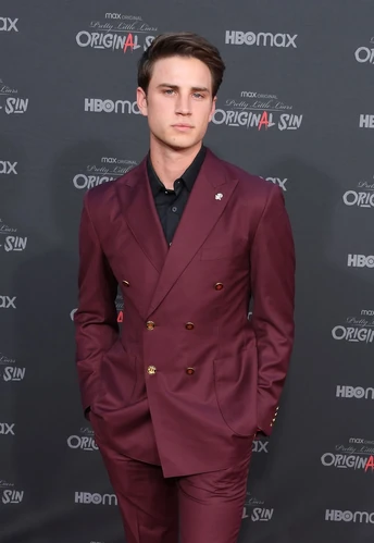 Carson Rowland | Pretty Little Liars Wiki | Fandom