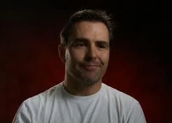 Nolan North Pretty Little Liars