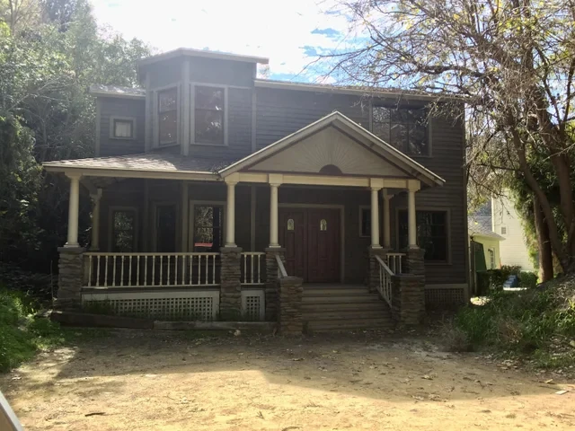 Category:Private Residences | Pretty Little Liars Wiki | Fandom