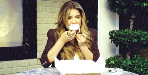 Lucky Leon's Cupcakes | Pretty Little Liars Wiki | Fandom