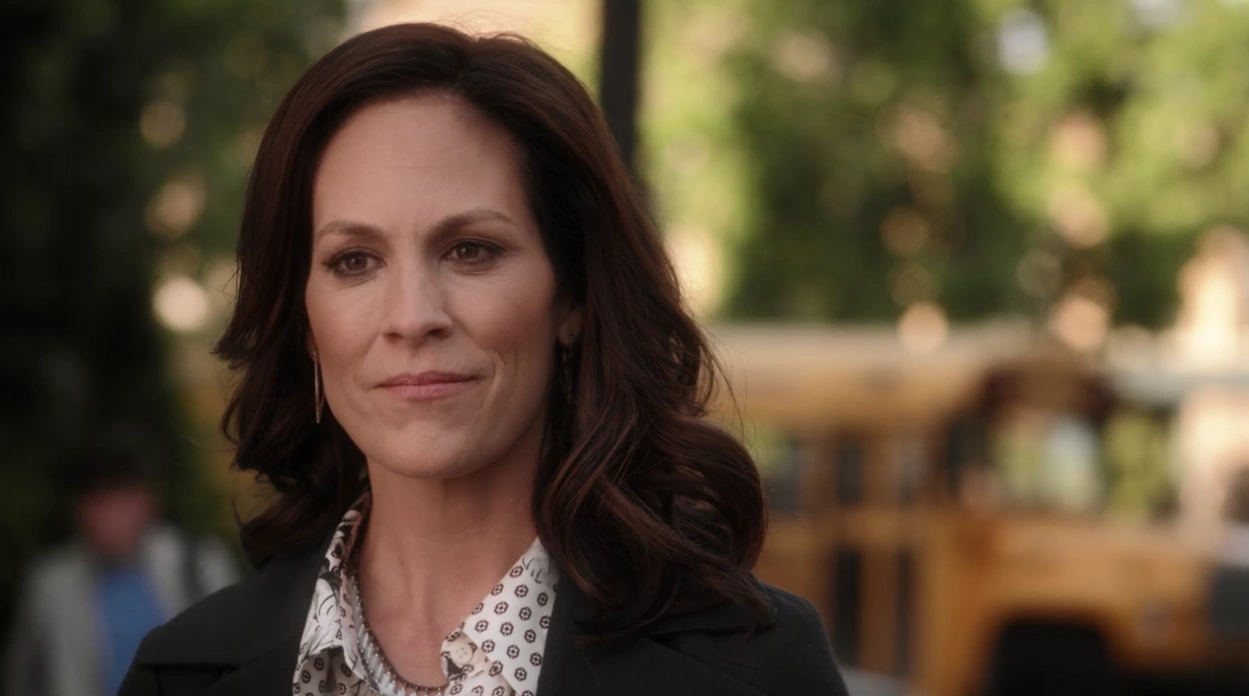 Annabeth Gish Pretty Little Liars