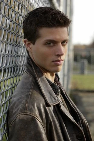 Brock Kelly | Pretty Little Liars Wiki | Fandom