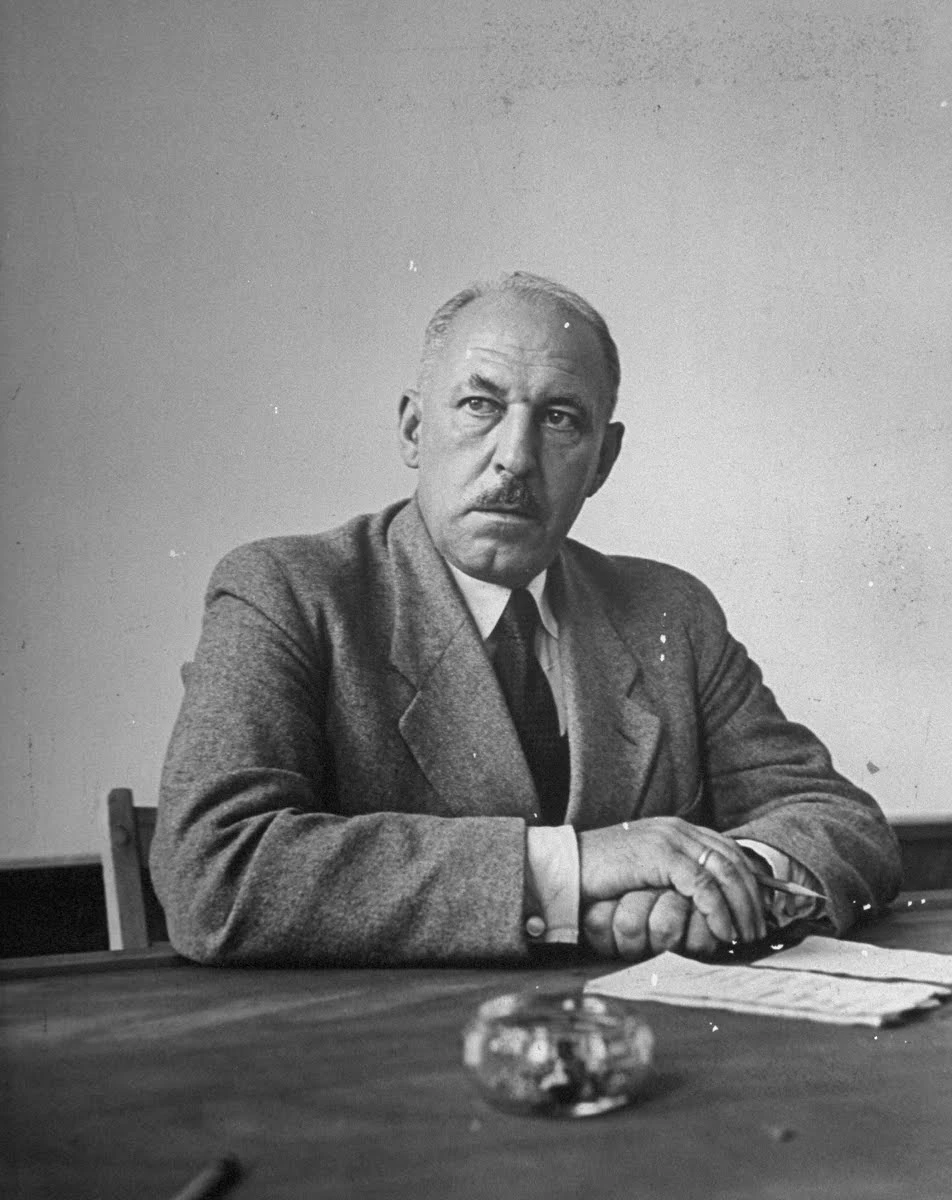 Emil Johann Puhl | Procesy norymberskie Wiki | Fandom