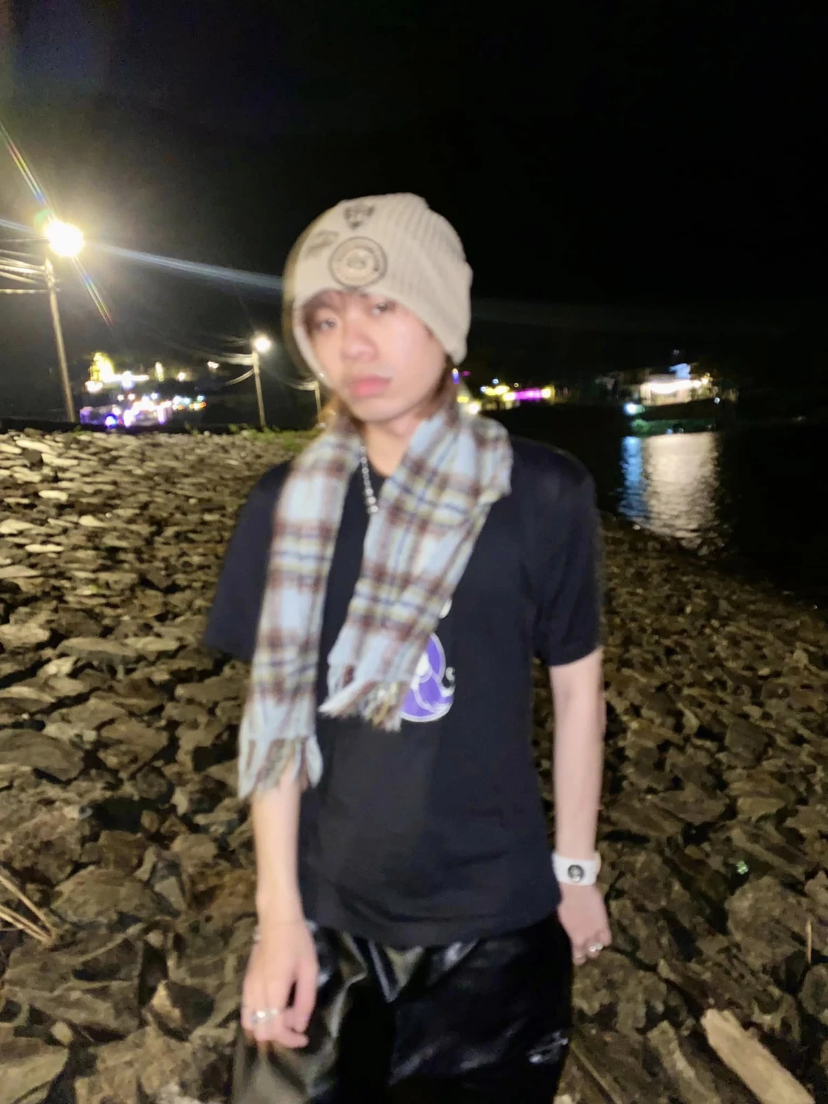 Left Hand | Producerviet Wiki | Fandom