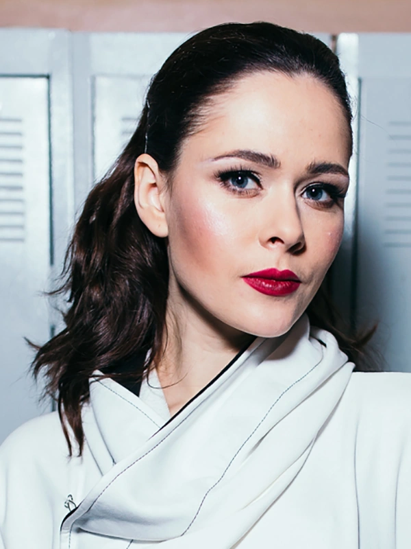 Julia Sanina | Proper Music Wiki | Fandom