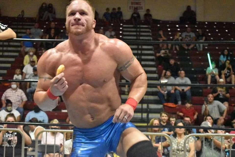 Dustin Bozworth | Pro Wrestling | Fandom