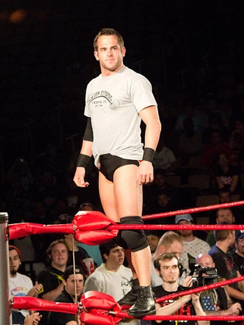 Roderick Strong | Pro Wrestling Wiki | Fandom