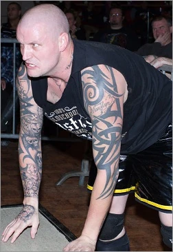 Angus McQueen | Pro Wrestling | Fandom