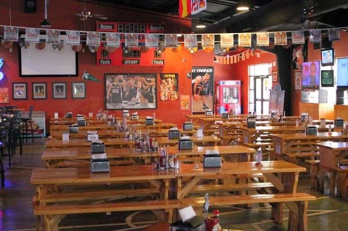 Sideliners Grill/Image gallery | Pro Wrestling | Fandom