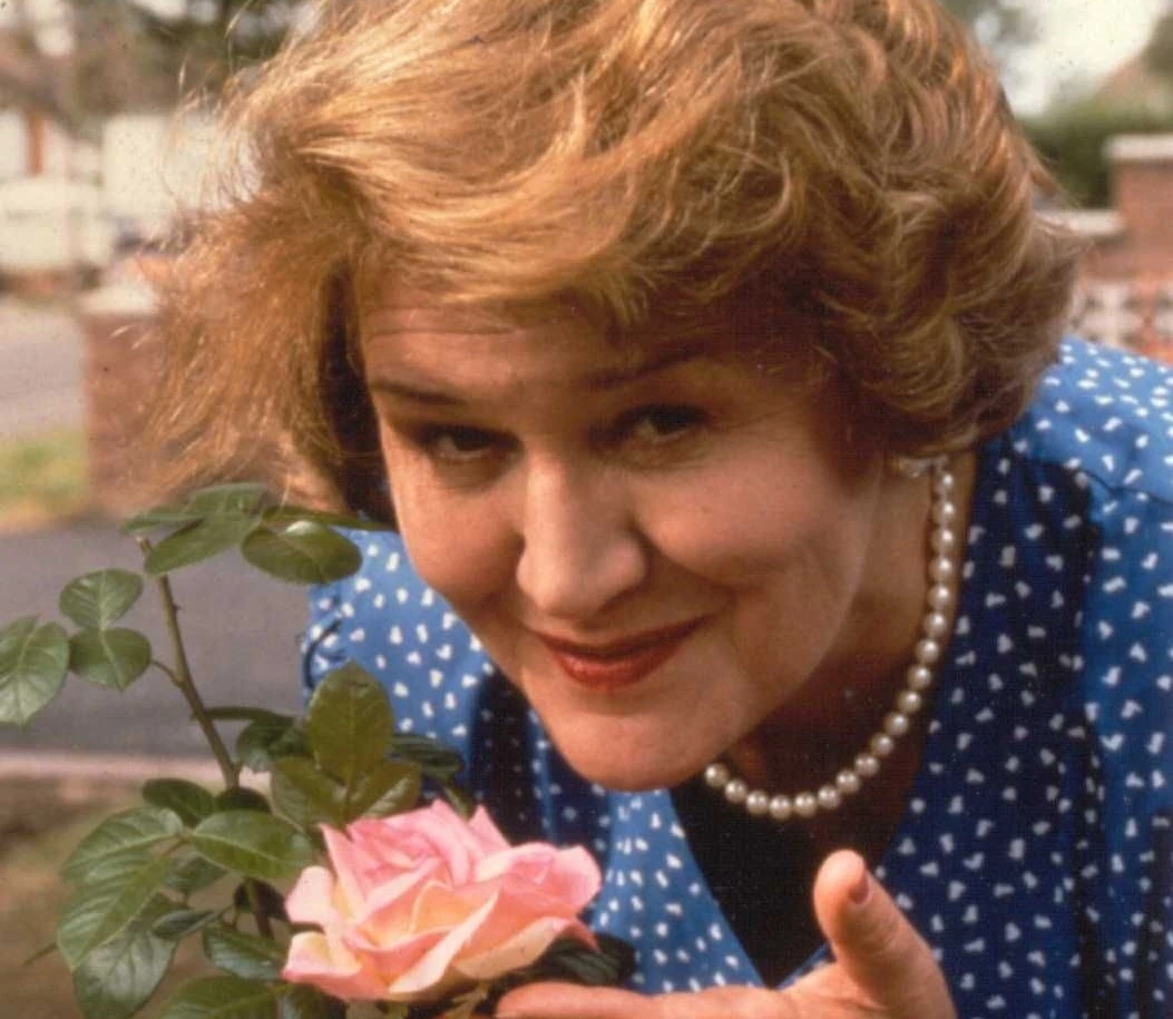 Hiacynta Bukiet | Przestępcy Wiki | Fandom