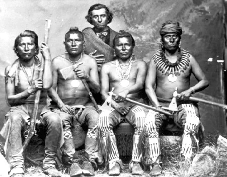 Paunisi | Przestępcy Wiki | Fandom