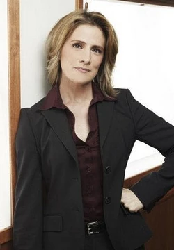 Karen Vick | Wiki Psych | Fandom
