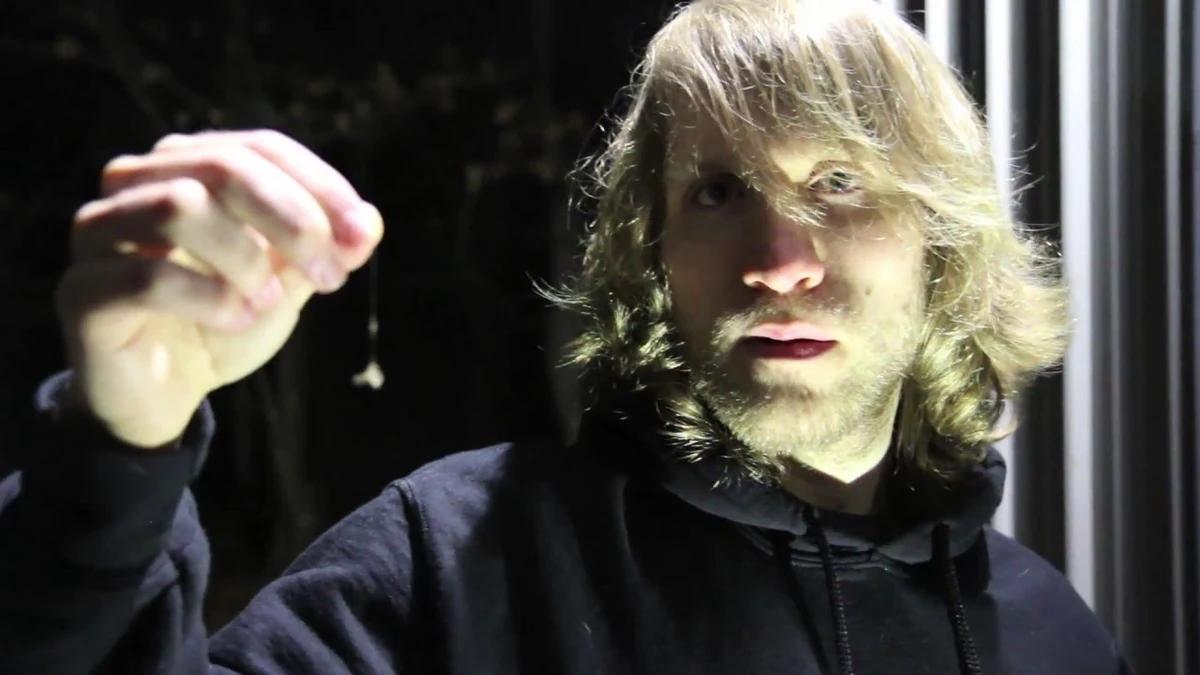 R.I.P. PETER THE FLY! | Psycho kid Wiki | Fandom