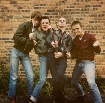 Red Alert | Punk Wiki | Fandom