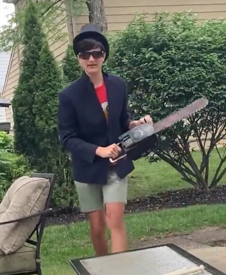 Moldova Chainsaw | Puppet Club Wiki | Fandom