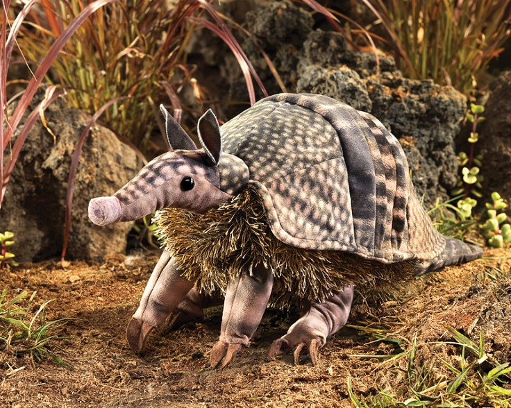 Armadillo (Folkmanis Puppet) | Puppet Wiki | Fandom