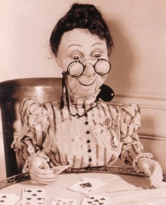 Effie Klinker | Puppet Wiki | Fandom