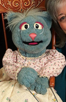 Granny Cat | Puppet Wiki | Fandom