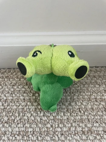 Split Pea Keychain | Plants vs. Zombies Plush Wiki | Fandom