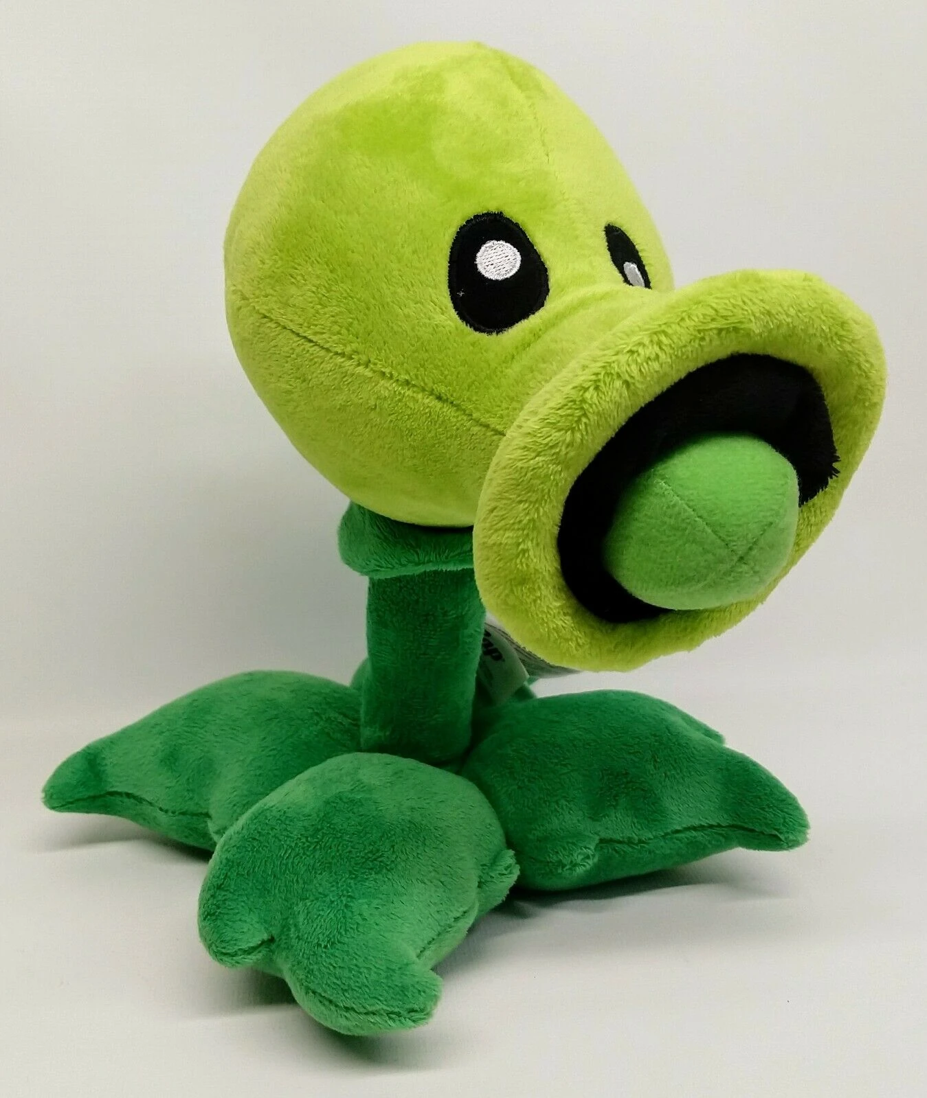 Plants Vs Zombies Plush Peashooter With Pea
