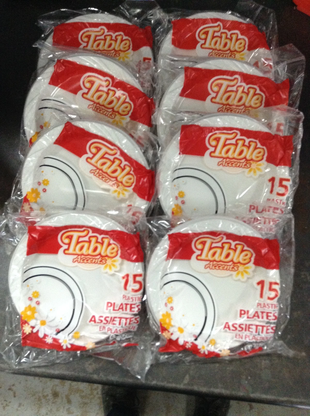 Dorfin Table Accents 6" Plastic Plates | Quebec Treasures Wikia | Fandom