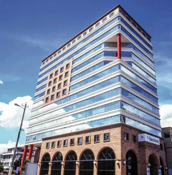 Plaza Real | Catálogo de Arquitectura del Ecuador Wiki | Fandom