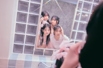 QWER/Gallery | Qwer Wiki | Fandom