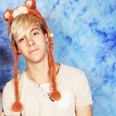 Riker Lynch/Gallery | R5 Wiki | Fandom