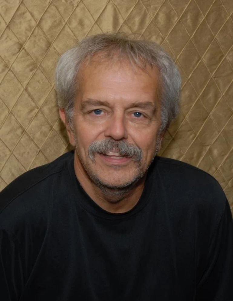 Tom Szczesniak | Raffi Wiki | Fandom