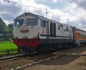 Lokomotif BB301 | Kereta Api Indonesia Wiki | Fandom