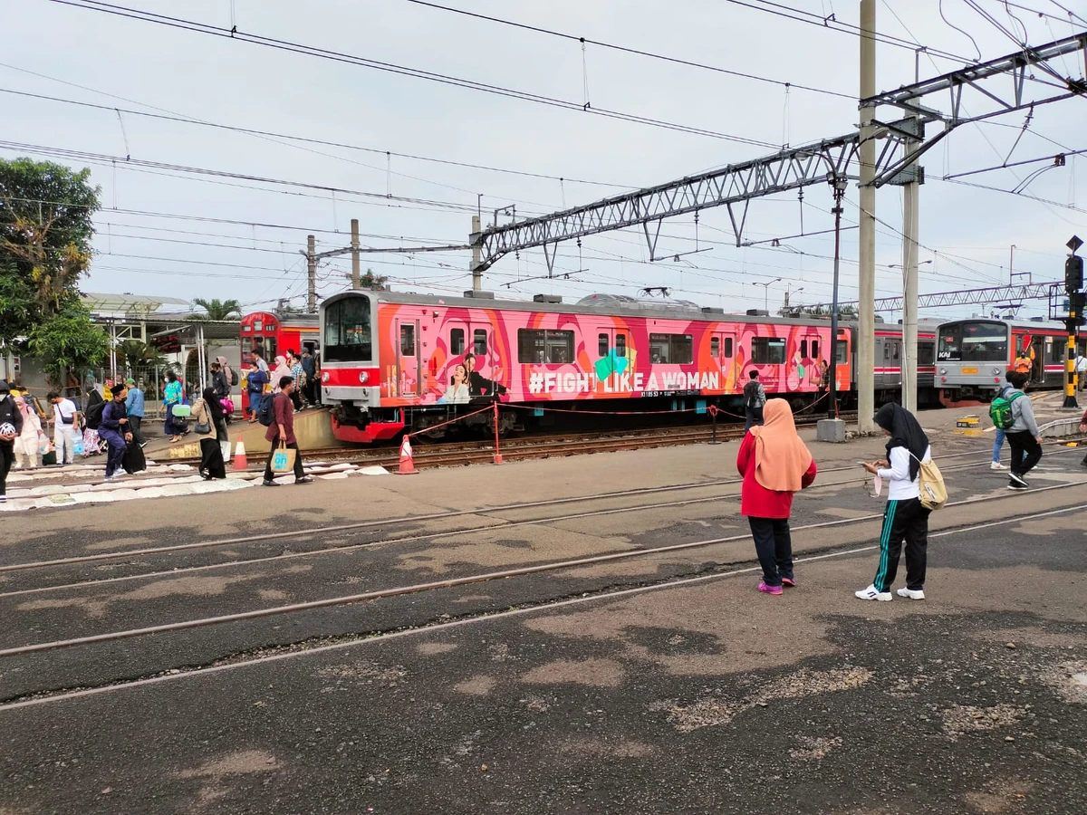 KRL Commuter Line | Kereta Api Indonesia Wiki | Fandom