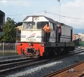 Lokomotif BB303 | Kereta Api Indonesia Wiki | Fandom